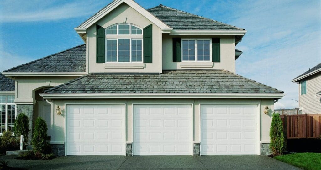 Residential Overhead Doors | Steel Structures America